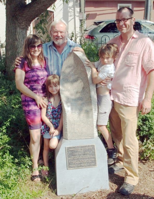 The Columns » Memorial to Pam Simpson Unveiled in Lexington ...