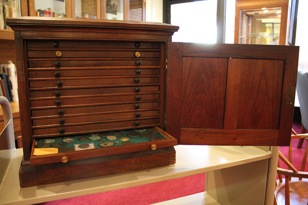 The Columns » A Literal Treasure Chest » Washington and Lee University