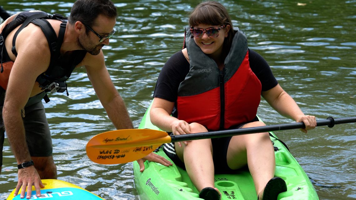 The Columns Quick Hit Employee Paddleboarding Washington And Lee University