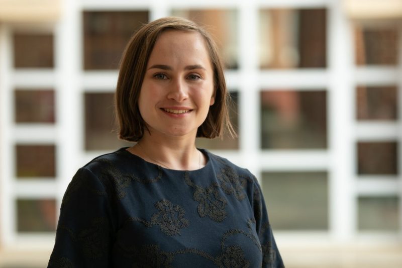 The Columns » All the World’s Her Stage » Washington and Lee University