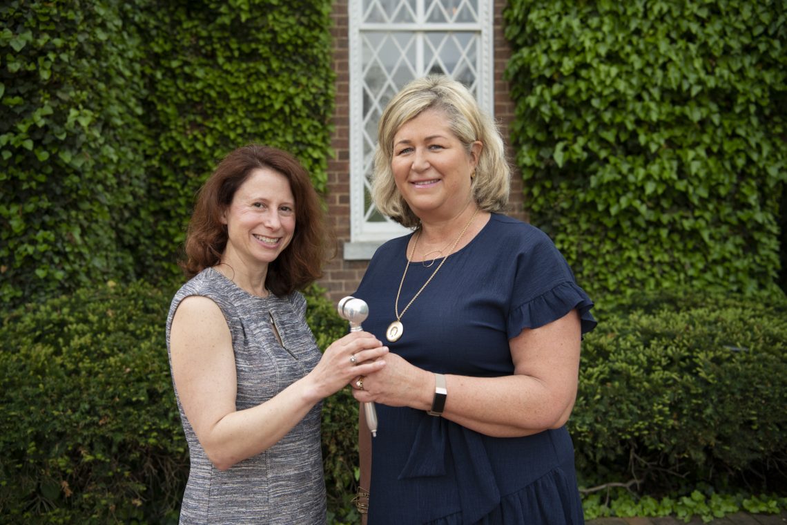 The Columns » Staying Engaged » Washington and Lee University