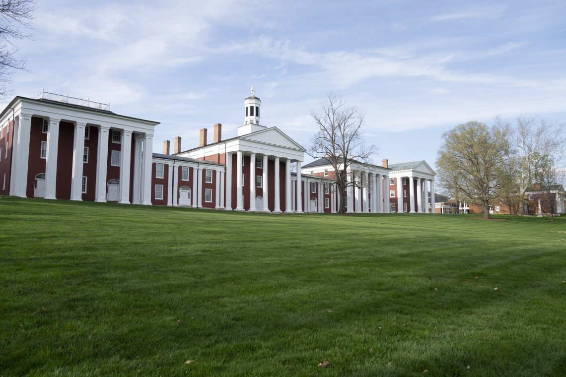 The Columns » Washington and Lee University Continues Under Current ...