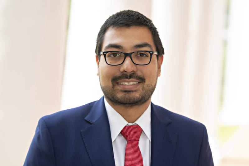 The Columns » Meet the Professor: Mario Negrete » Washington and Lee ...