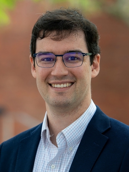The Columns » 2022 Distinguished Young Alumni Awards » Washington and ...
