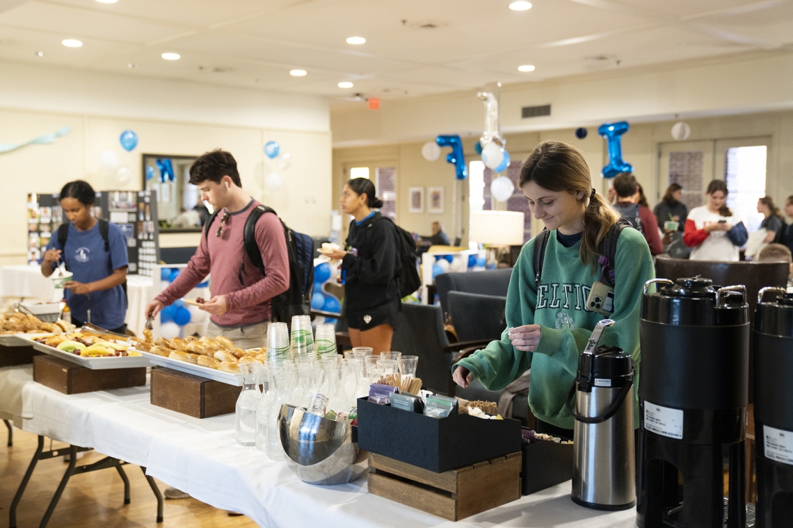 The Columns » W&L Celebrates National First-Generation Student Day ...