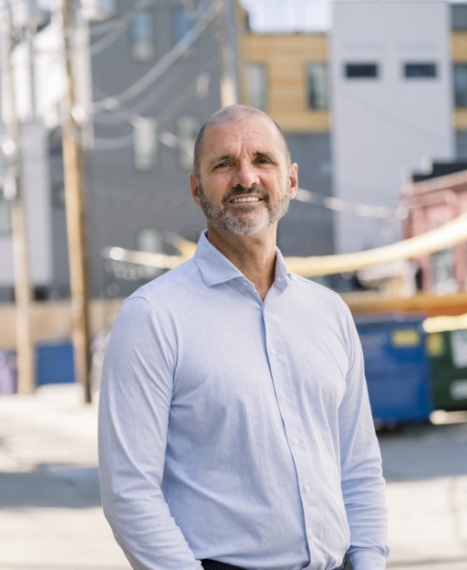 The Columns » Catching up with Greg Barrow ’87 » Washington and Lee ...