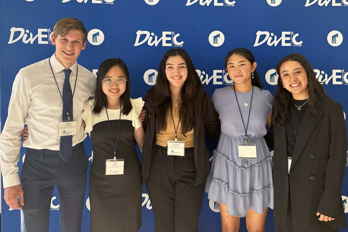 The Columns » W&L Students Attend Diverse Economics Conference at the Federal Reserve Bank of ...
