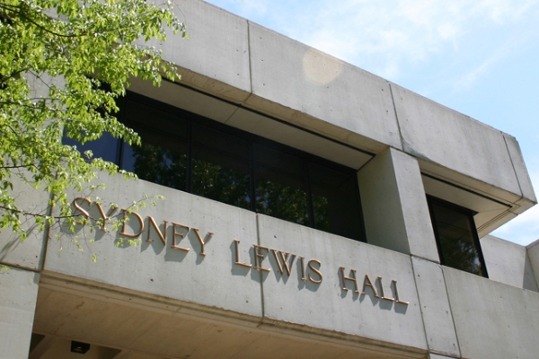 The Columns » W&L Law Receives $2 Million Gift for Student Financial ...