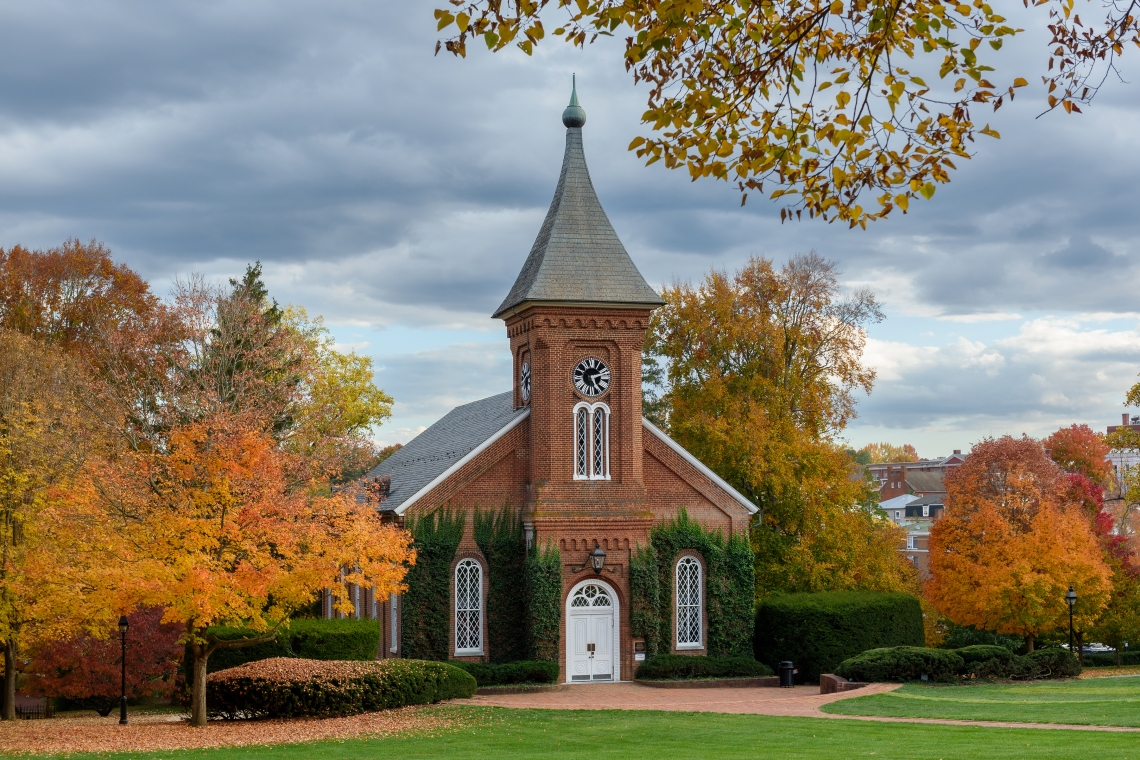 The Columns » W&L’s Institutional History Museum and Galleries to ...
