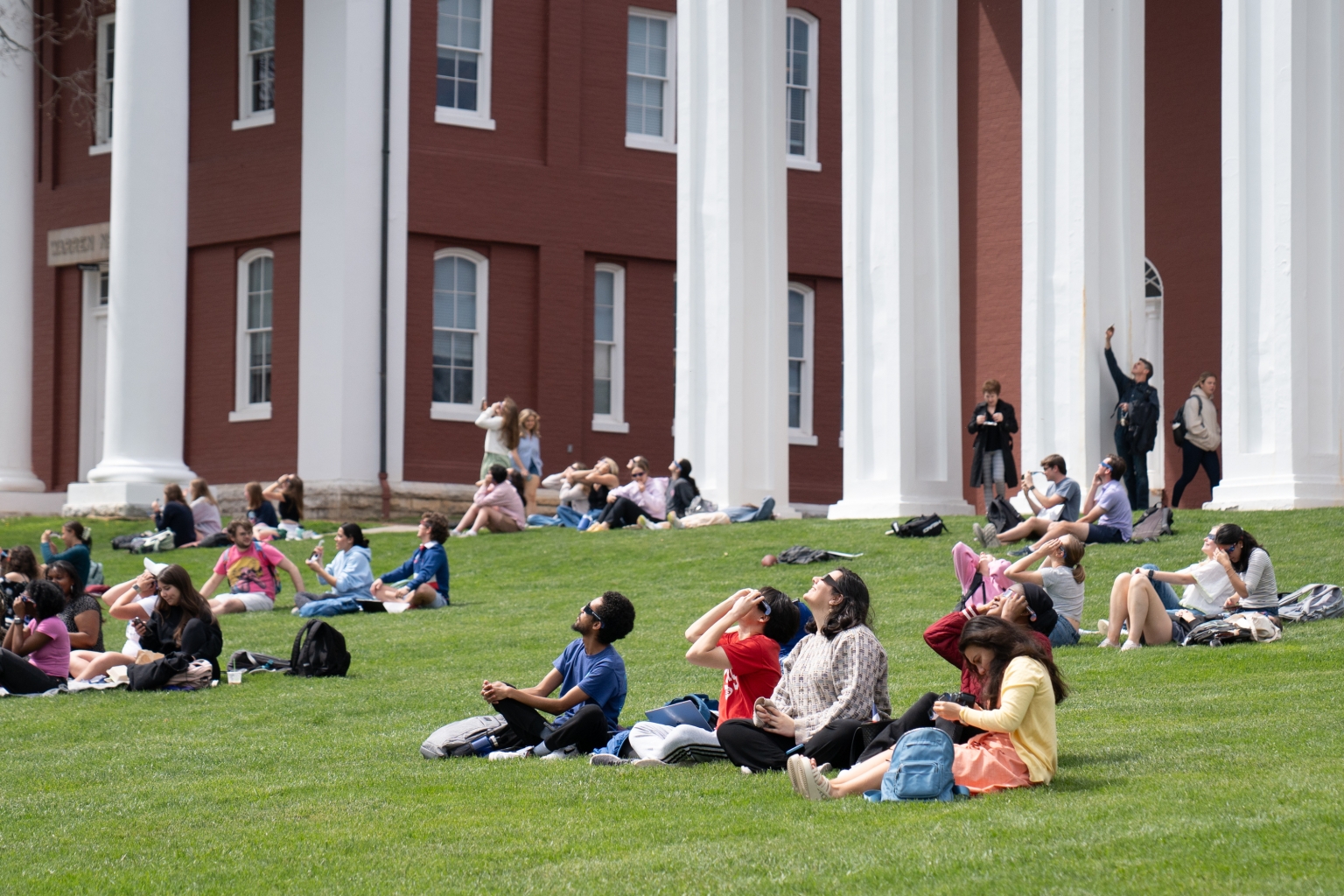 The Columns » Total Eclipsing on the Colonnade » Washington and Lee University