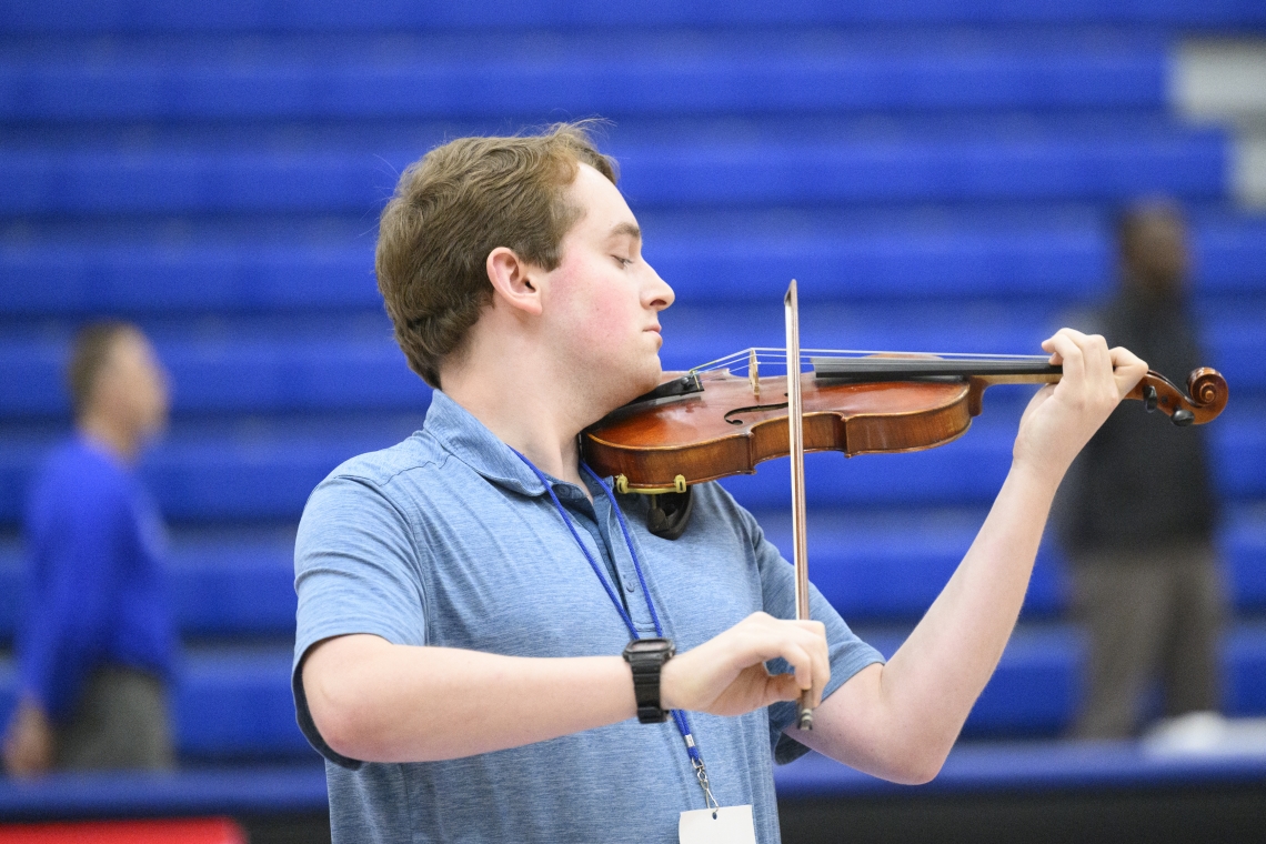 The Columns » A Violinist’s Anthem » Washington and Lee University