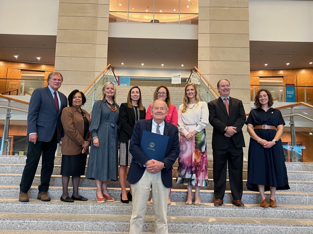 The Columns » Dick Kuettner Honored with the Helen Warriner-Burke FLAVA ...