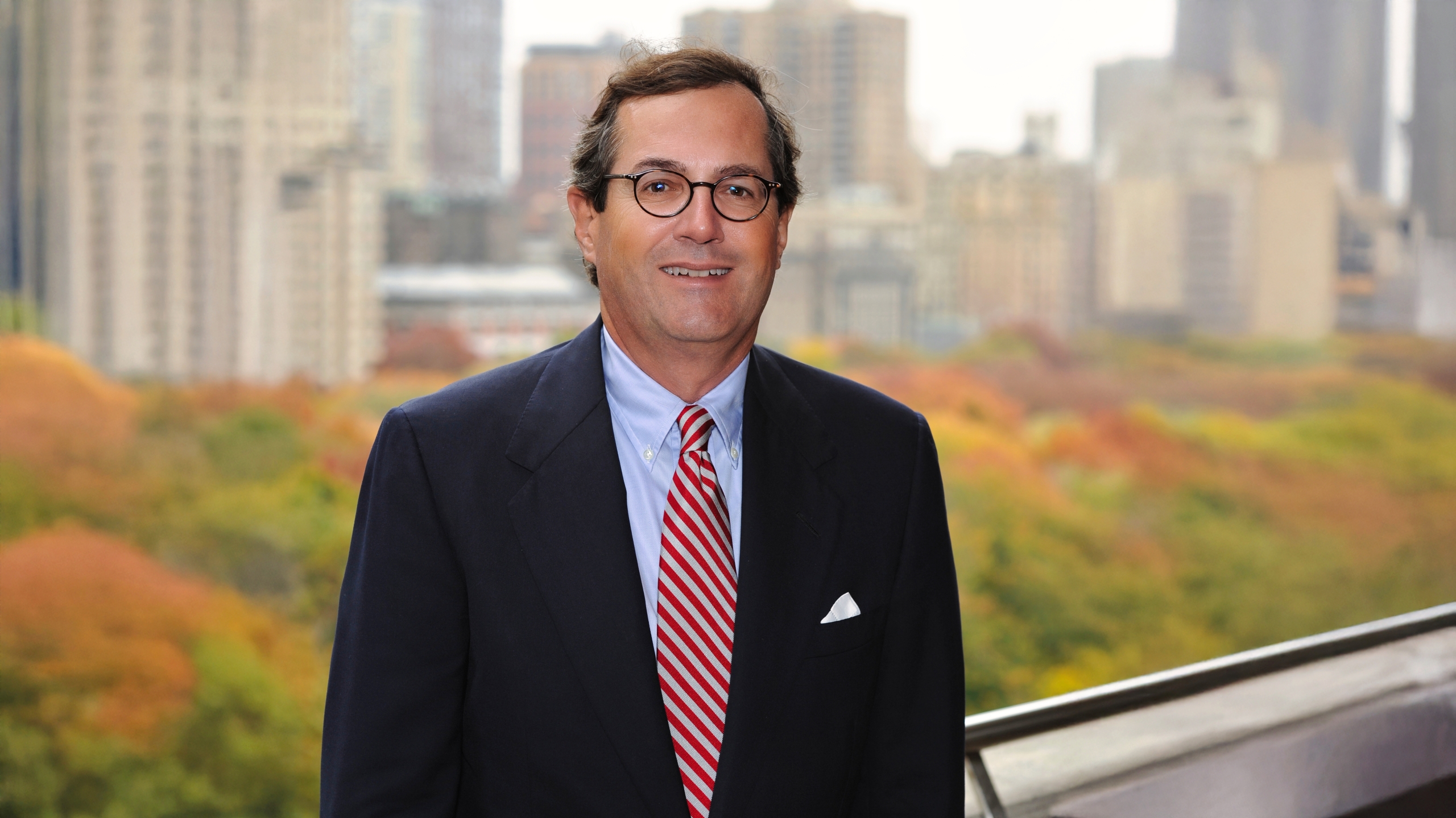 The Columns » Warren Stephens ’79 Selected for U.K. Ambassadorship ...