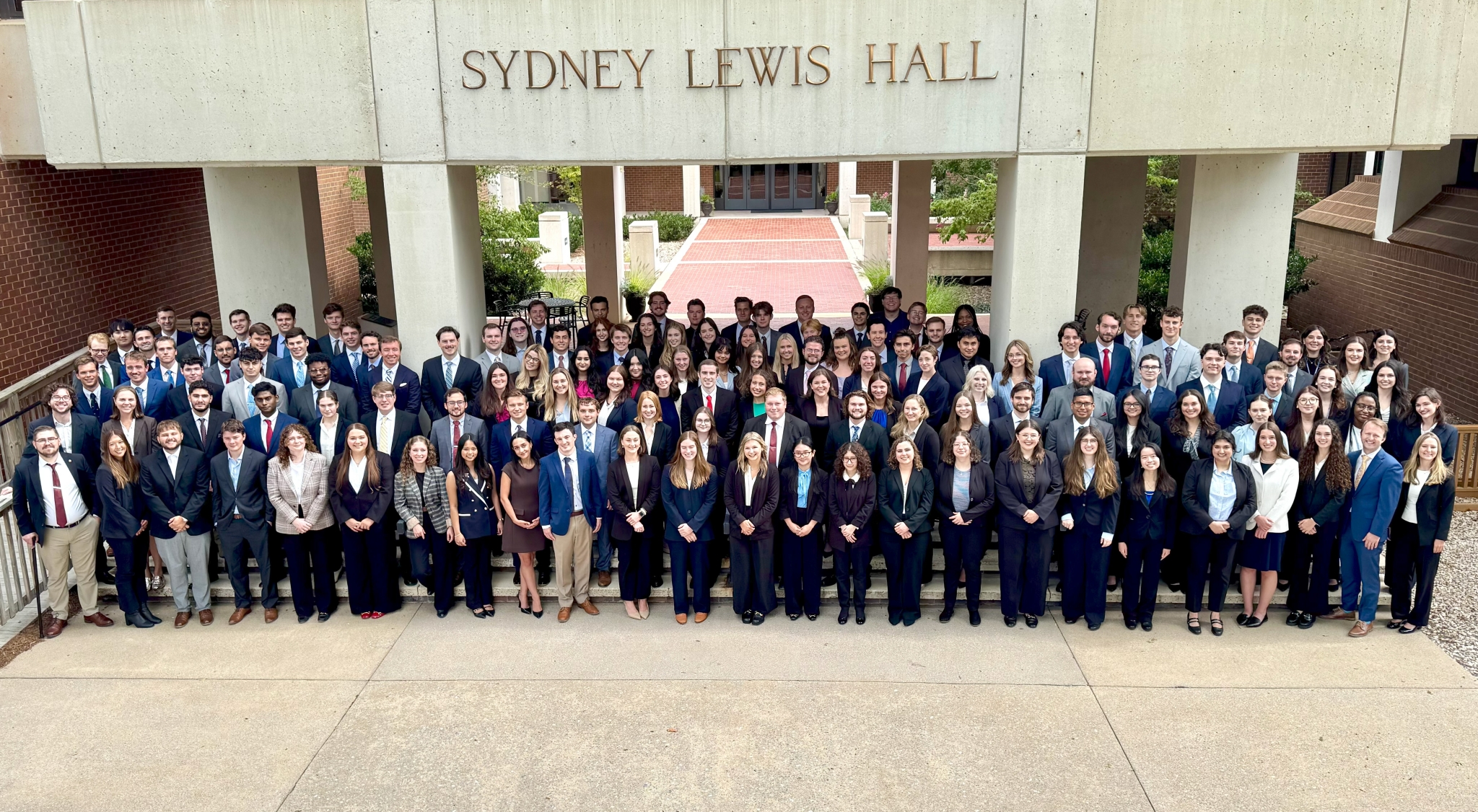 The Columns » W&L Law Welcomes Impressive Law Class of 2028 ...