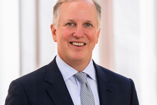 The Columns » W&L Welcomes New Trustees Thomas J. Sheehan ’90 and ...
